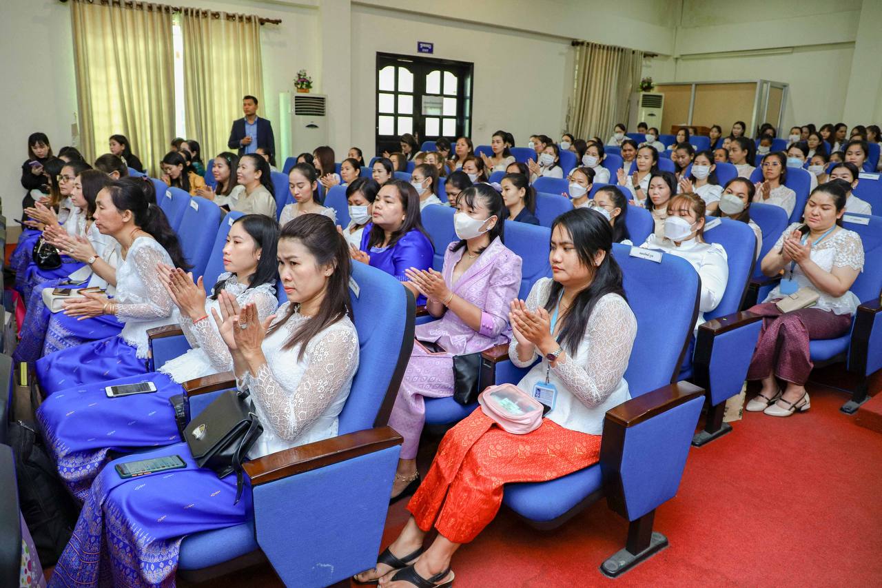 ការលើកកម្ពស់តួនាទីស្ត្រី ក្នុងការប្រើប្រាស់បច្ចេកវិទ្យាឌីជីថល ...