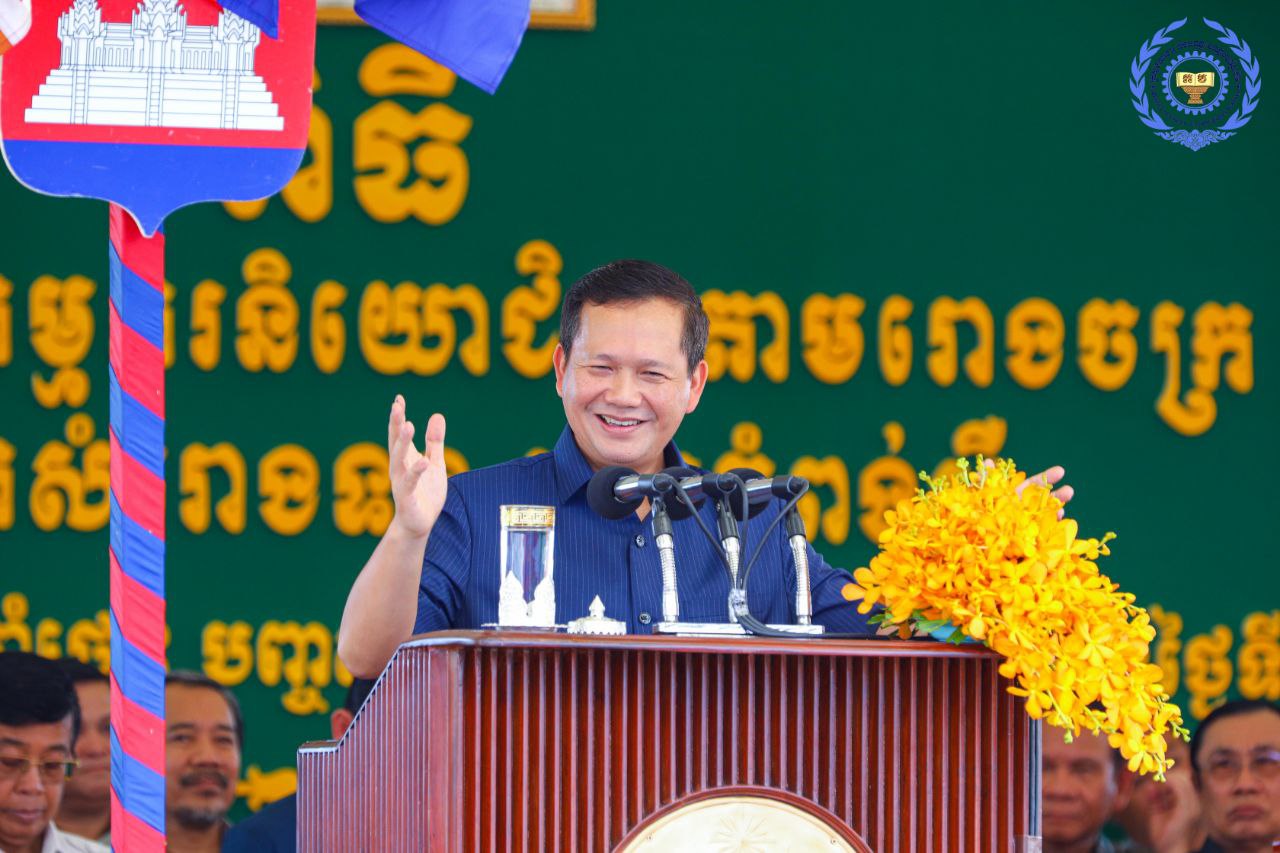 ព្រឹកនេះ សម្តេចធិបតី ហ៊ុន ម៉ាណែត បន្តចុះជួបសំណេះសំណាលជាមួយកម្មករ ...