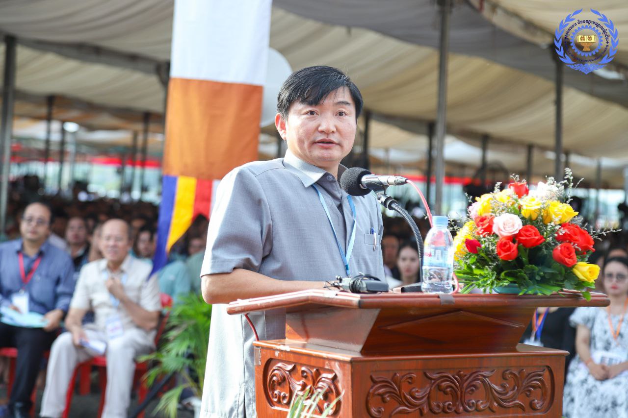 ព្រឹកនេះ សម្តេចធិបតី ហ៊ុន ម៉ាណែត បន្តចុះជួបសំណេះសំណាលជាមួយកម្មករ ...