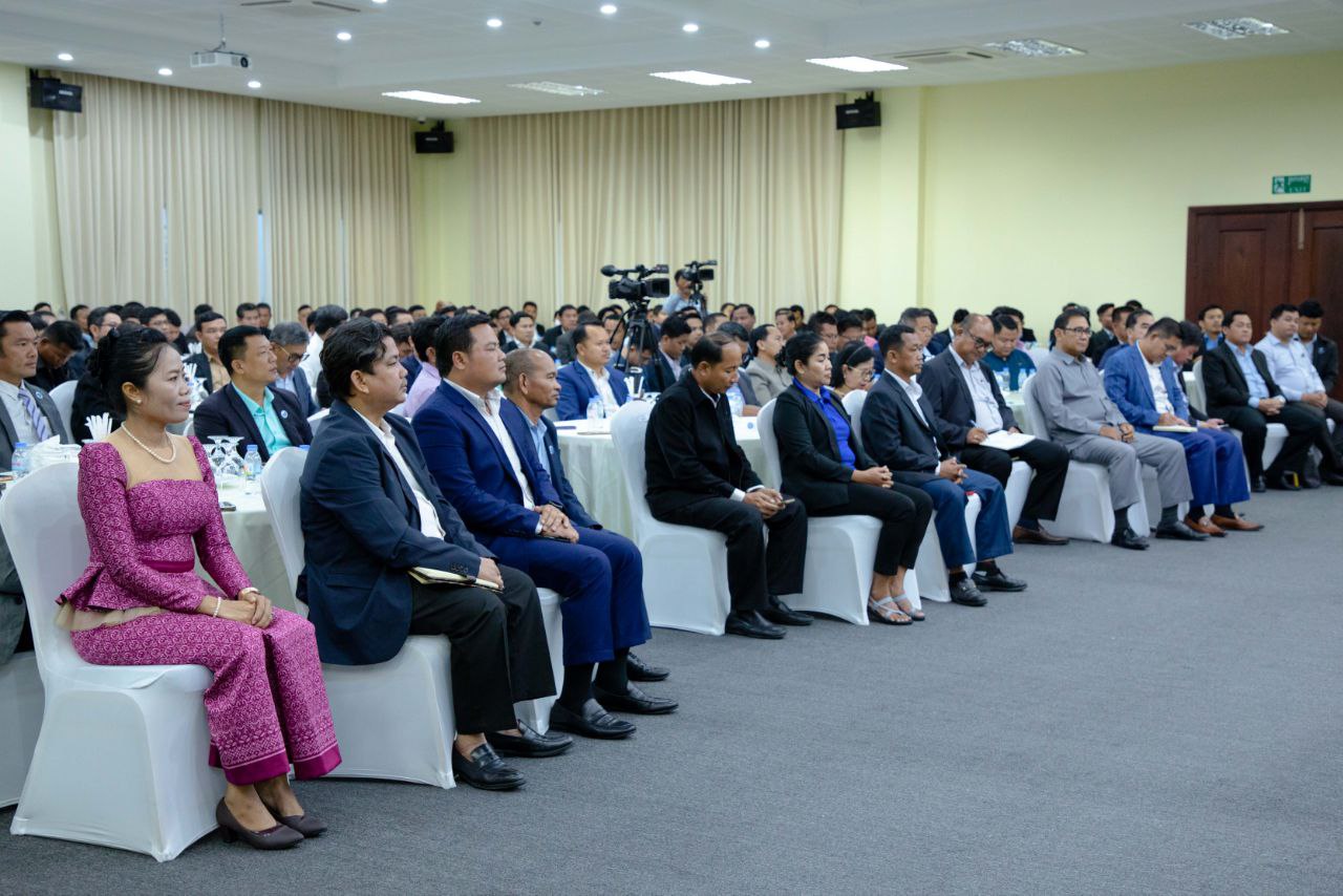 ក្រសួងការងារជួបសំណេះសំណាលជាមួយសហជីពនៅទូទាំងប្រទេស ...