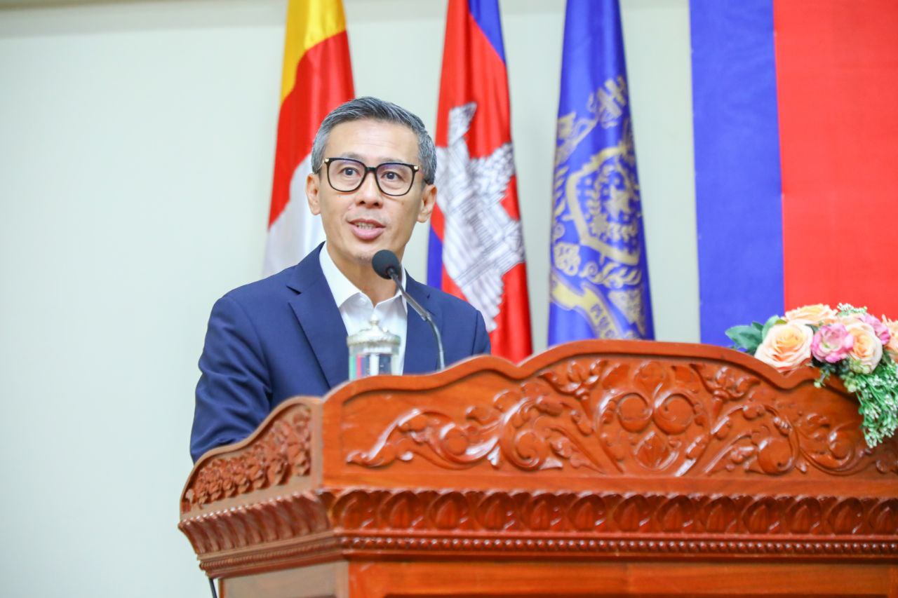 ក្រសួងការងារ ...