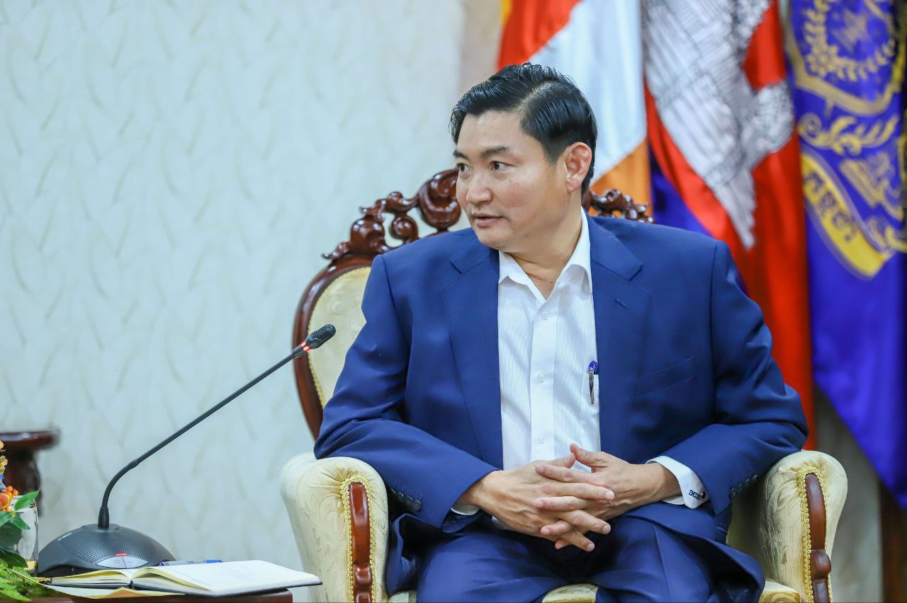 រដ្ឋមន្ត្រីក្រសួងការងារ និងបណ្តុះបណ្តាលវិជ្ជាជីវៈ ...