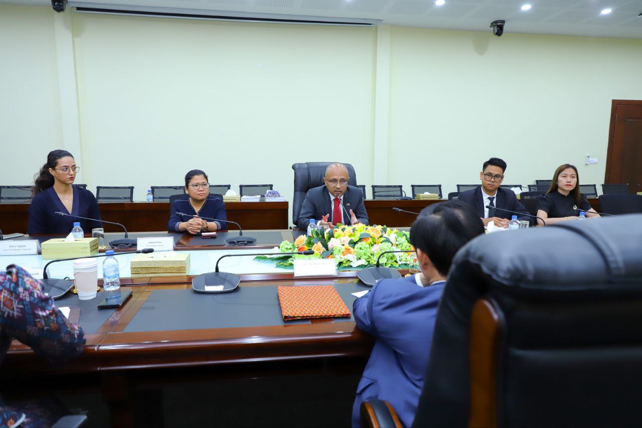 រដ្ឋមន្ត្រីក្រសួងការងារ និងបណ្តុះបណ្តាលវិជ្ជាជីវៈ និងអង្គការLABS ...