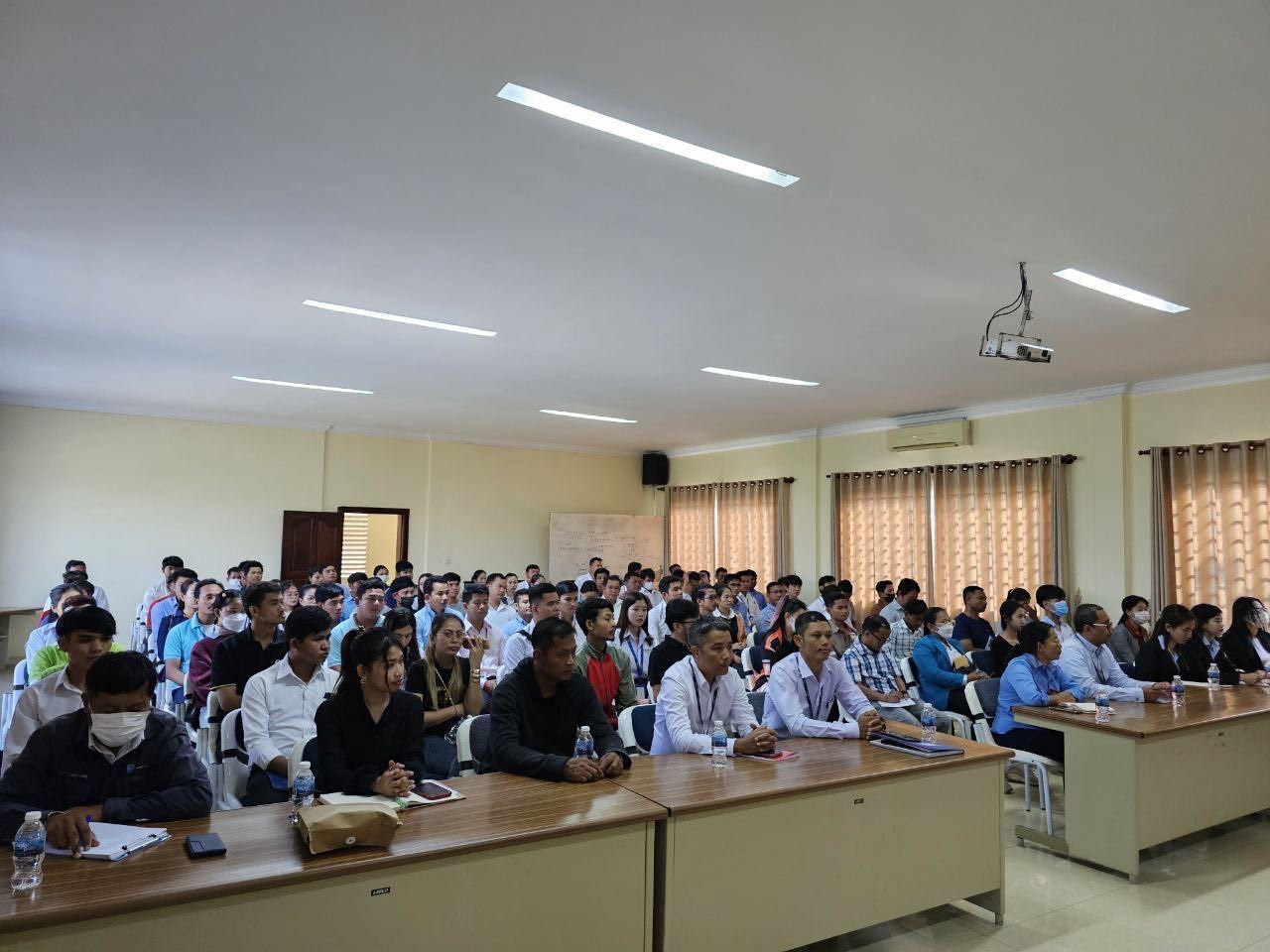 ក្រសួងការងារ និងបណ្តុះបណ្តាលវិជ្ជាជីវៈ ...