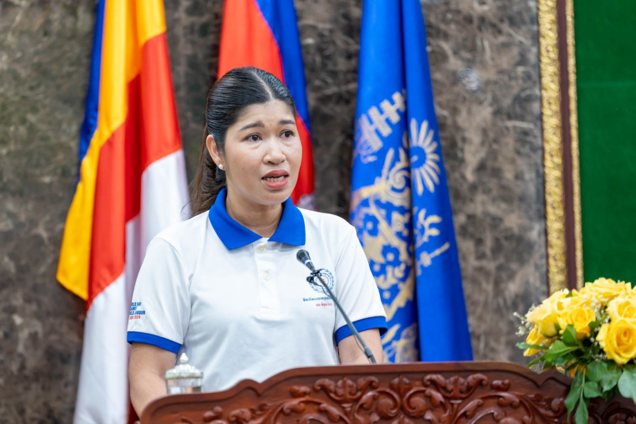 ឯកឧត្តម ហេង សួរ ...