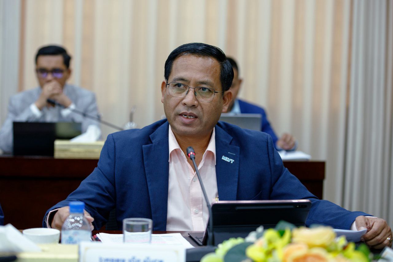 ឯកឧត្តម ហេង សួរ ...