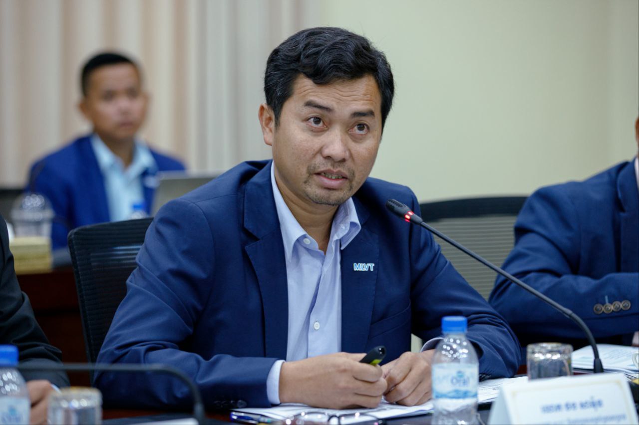 ឯកឧត្តម ហេង សួរ ...