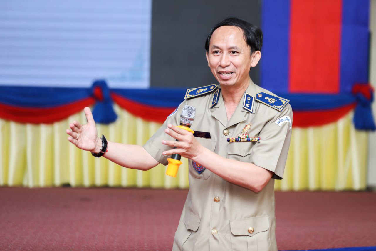 ក្រសួងការងារដឹកនាំប្រជុំផ្សព្វផ្សាយអន្តរក្រសួង ស្តីពី ...