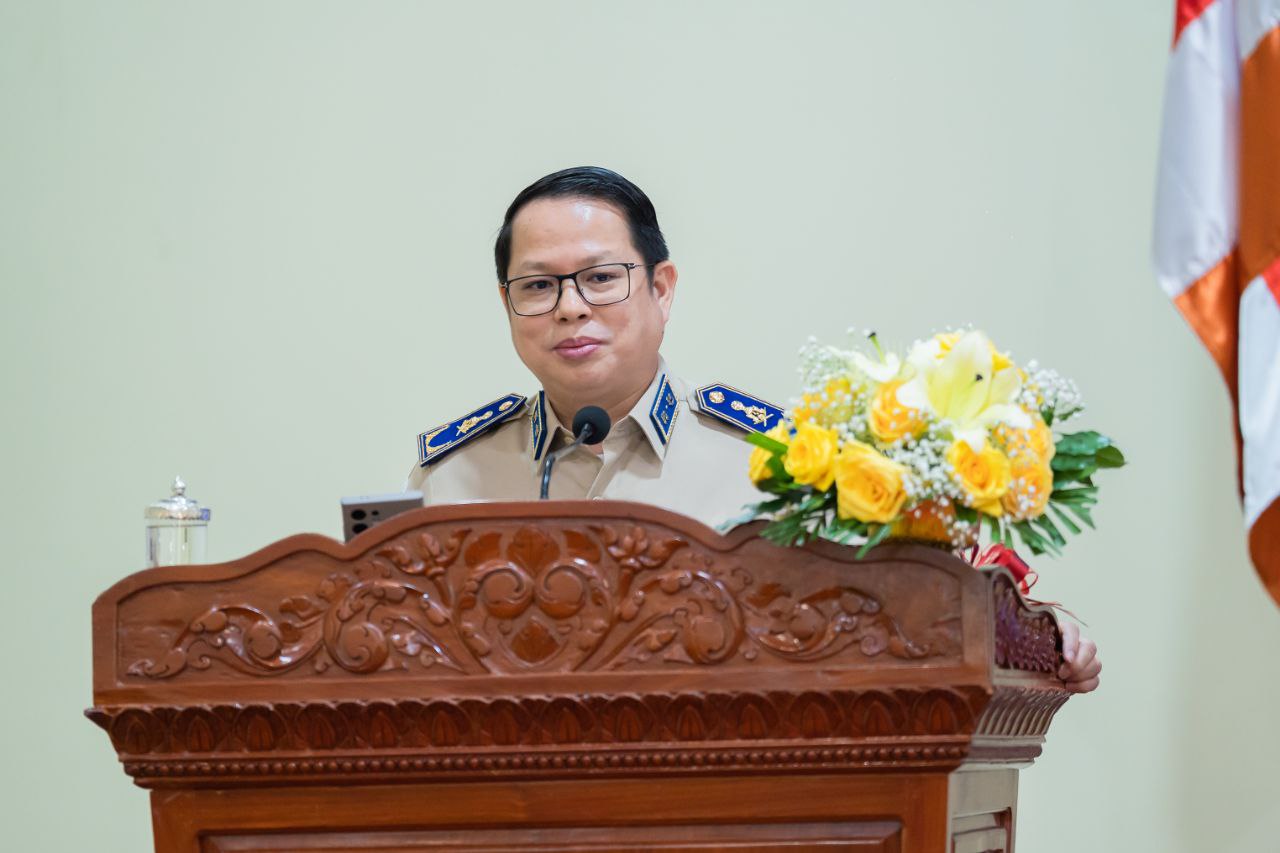 ក្រសួងការងារ ...