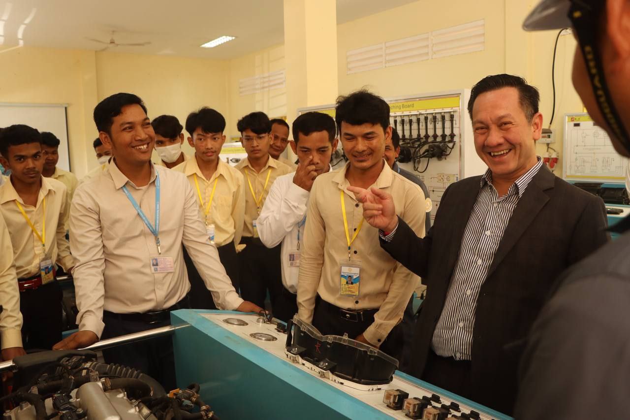 ក្រសួងការងារចុះពិនិត្យ តាមដាន និងវាយតម្លៃការអនុវត្តកម្មវិធី TVET ...