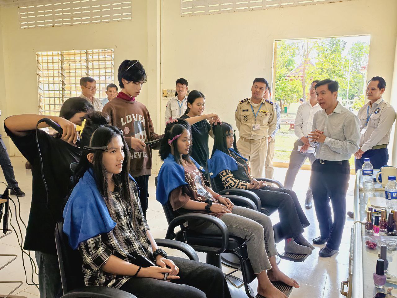 ក្រសួងការងារចុះពិនិត្យ តាមដាន និងវាយតម្លៃការអនុវត្តកម្មវិធី TVET ...